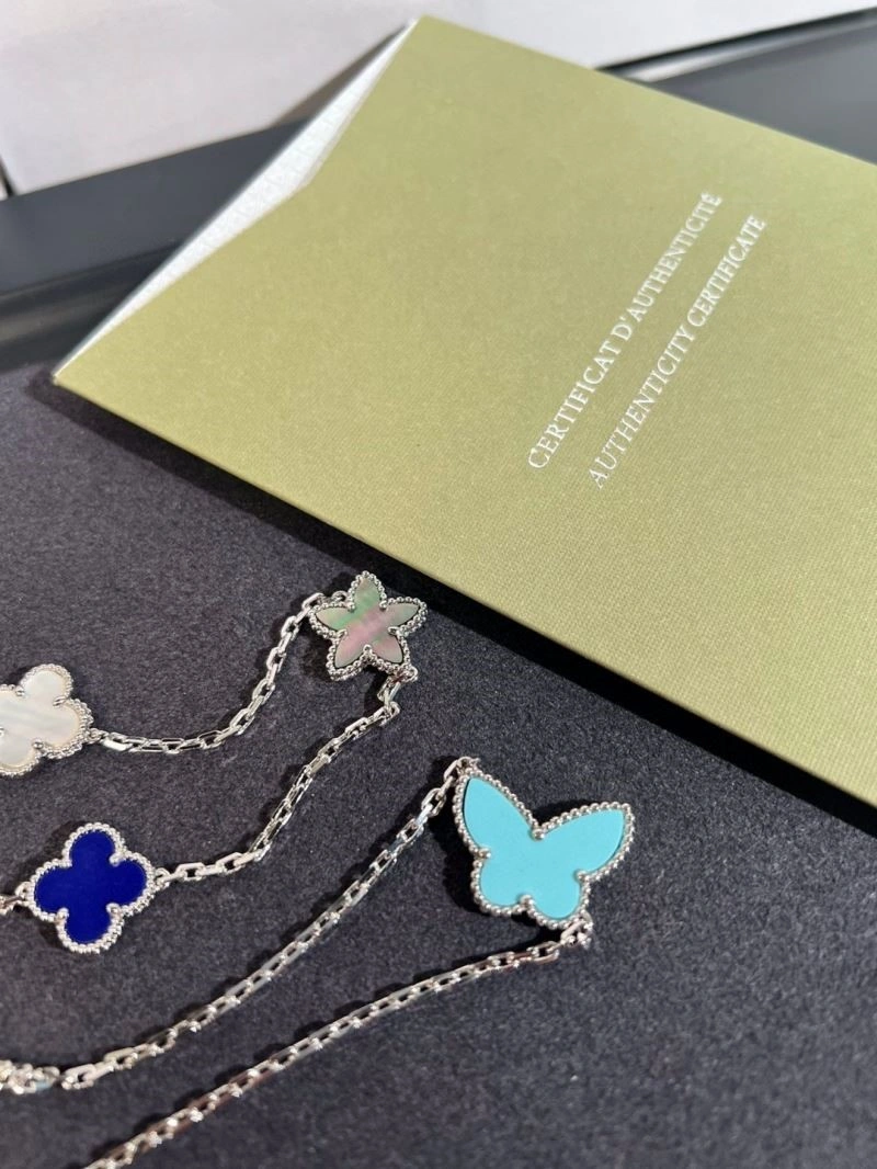 Factory-made Vca Bracelets
