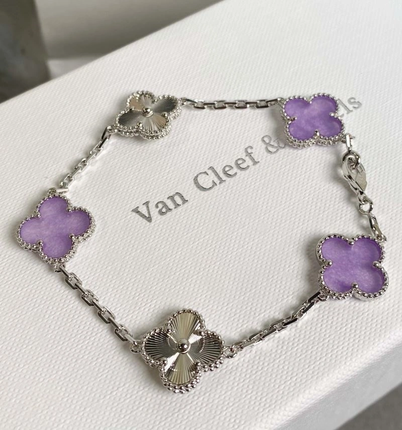 Reasonably priced Vca Bracelets