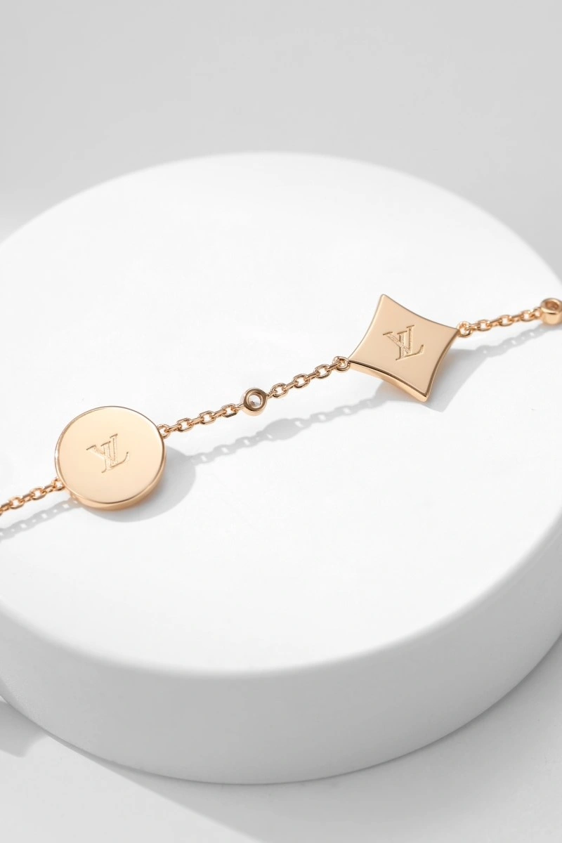 Budget-friendly Vca Bracelets
