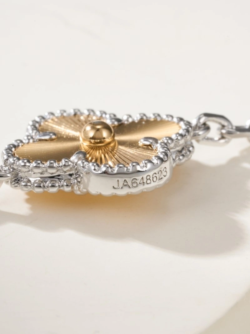 Low-cost Vca Bracelets