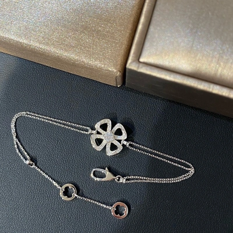 Low-cost Vca Bracelets