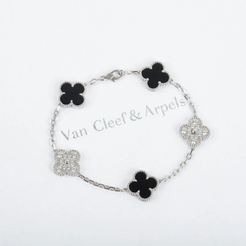 Factory-made Vca Bracelets