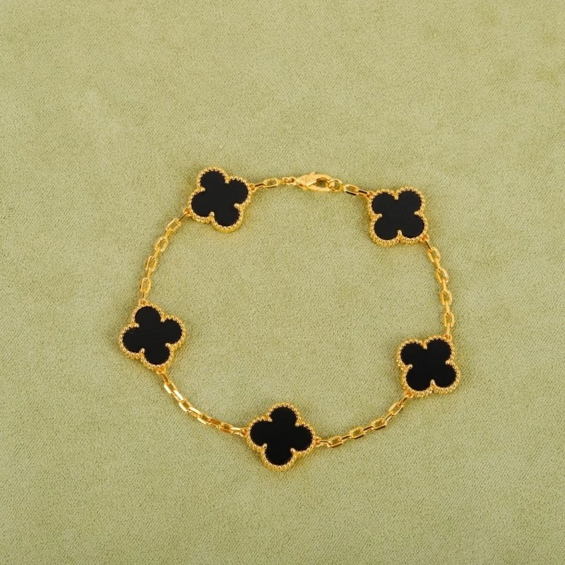 Low-cost Vca Bracelets