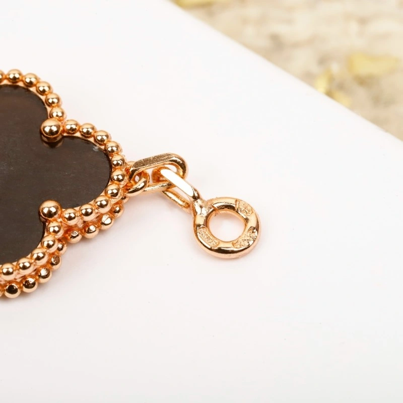 Cut-rate Vca Bracelets