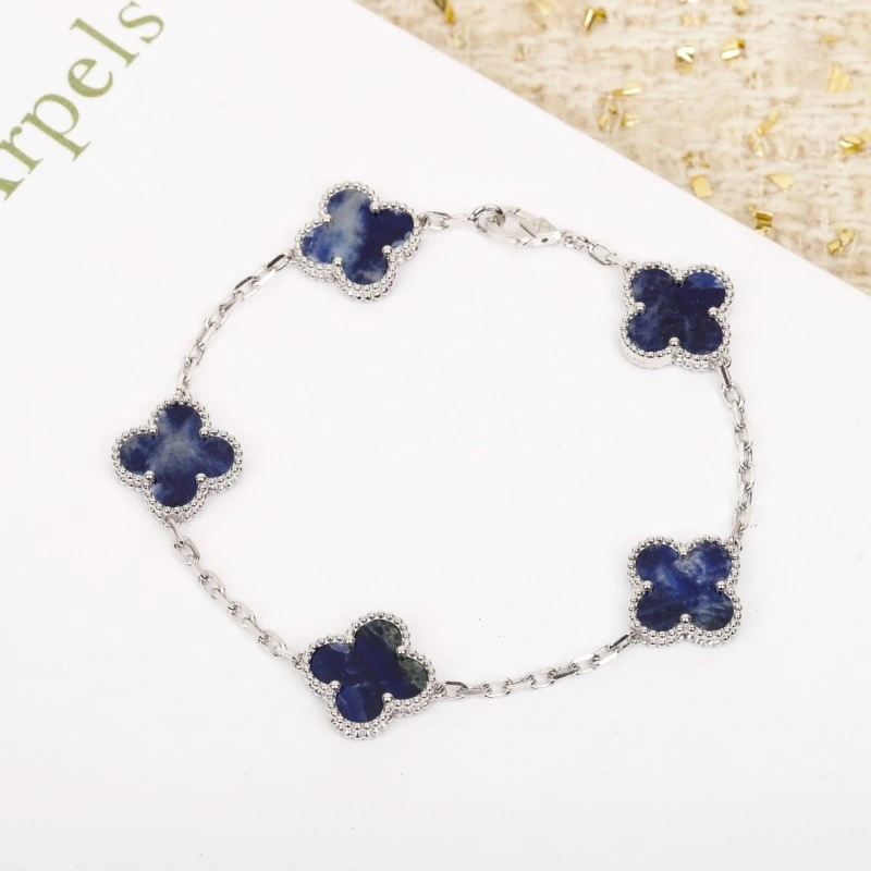 Factory-made Vca Bracelets