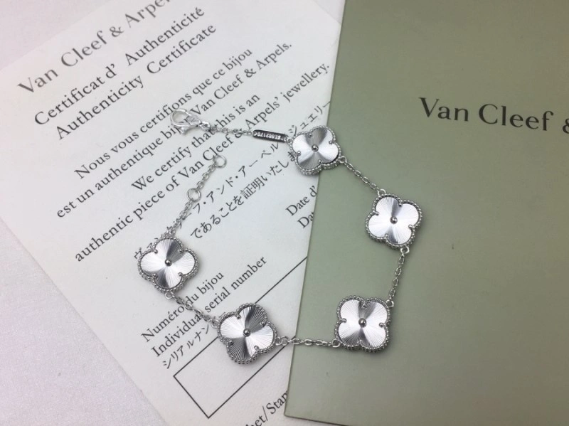 Vca Bracelets