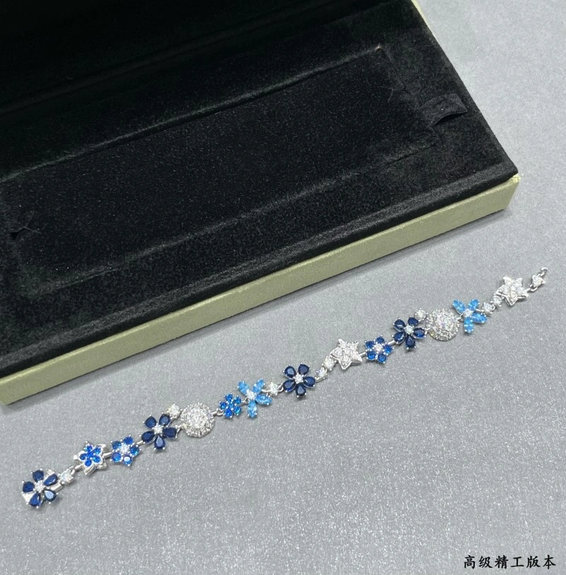 Cut-rate Vca Bracelets