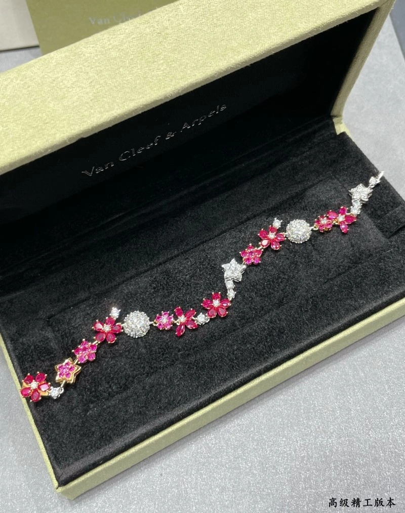 Reasonably priced Vca Bracelets
