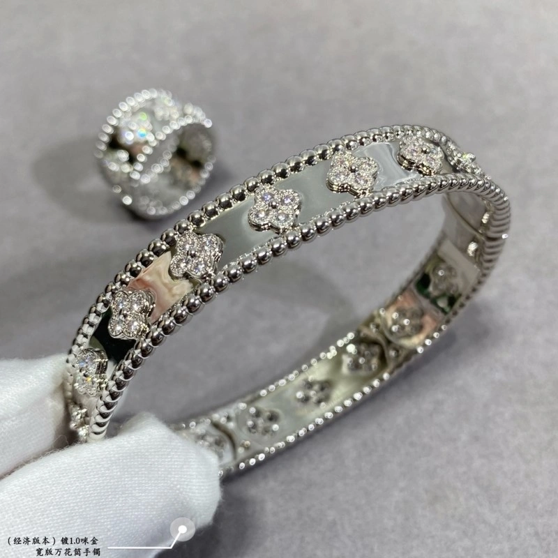 Inexpensive Vca Bracelets