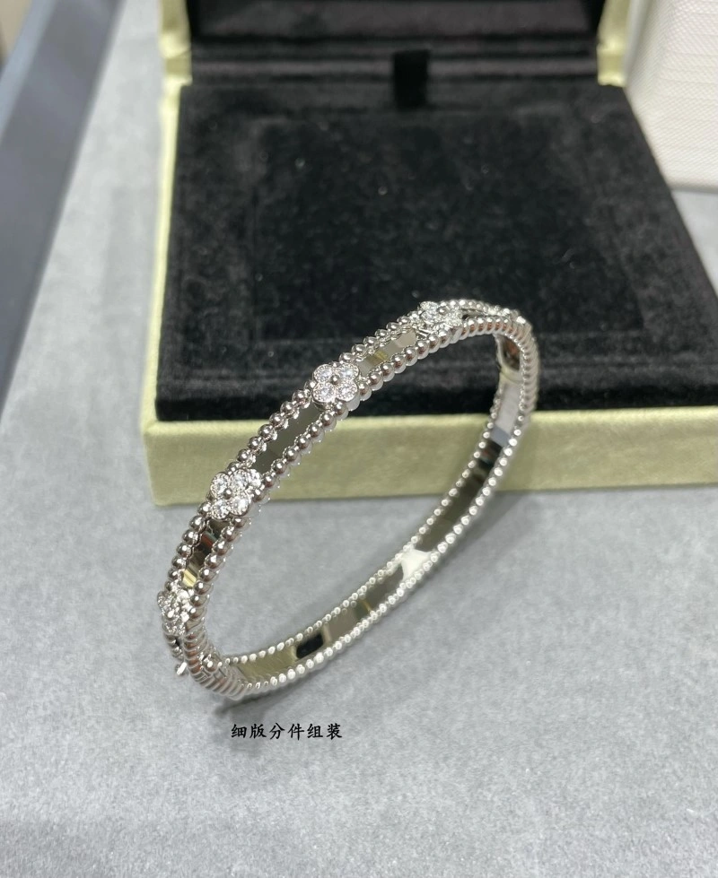Budget-friendly Vca Bracelets