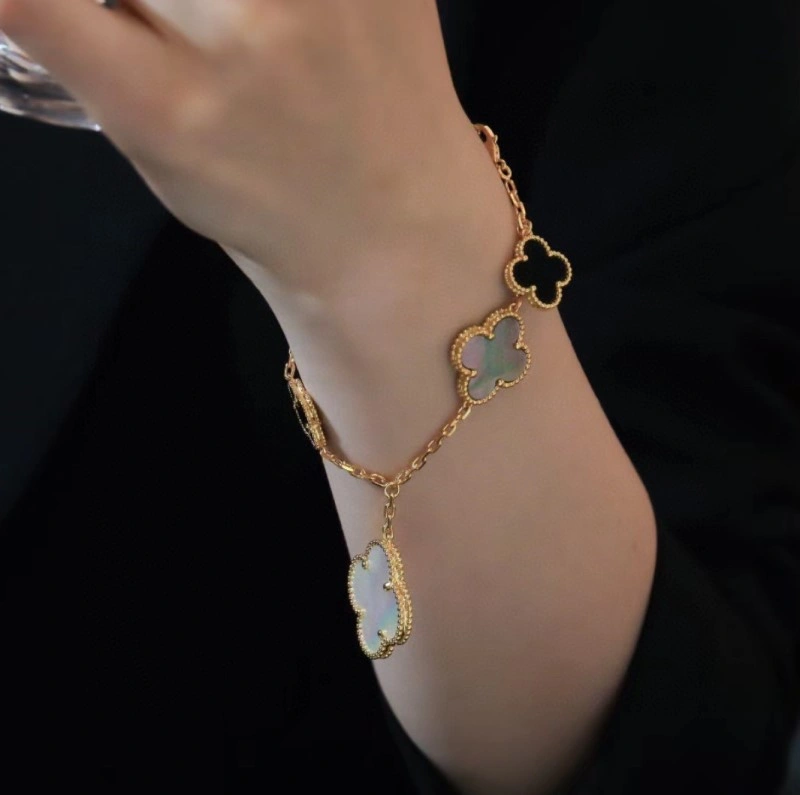 Top match Vca Bracelets
