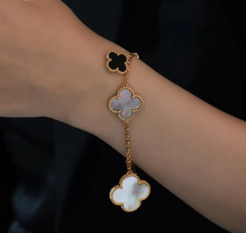 Top match Vca Bracelets
