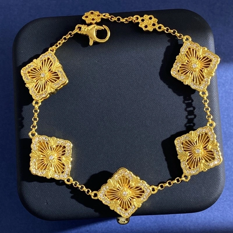 Low-cost Vca Bracelets