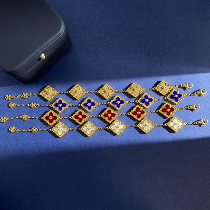Low-cost Vca Bracelets