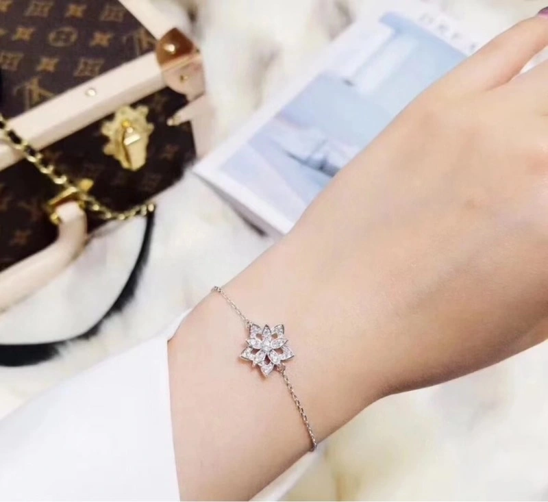 Factory-made Vca Bracelets
