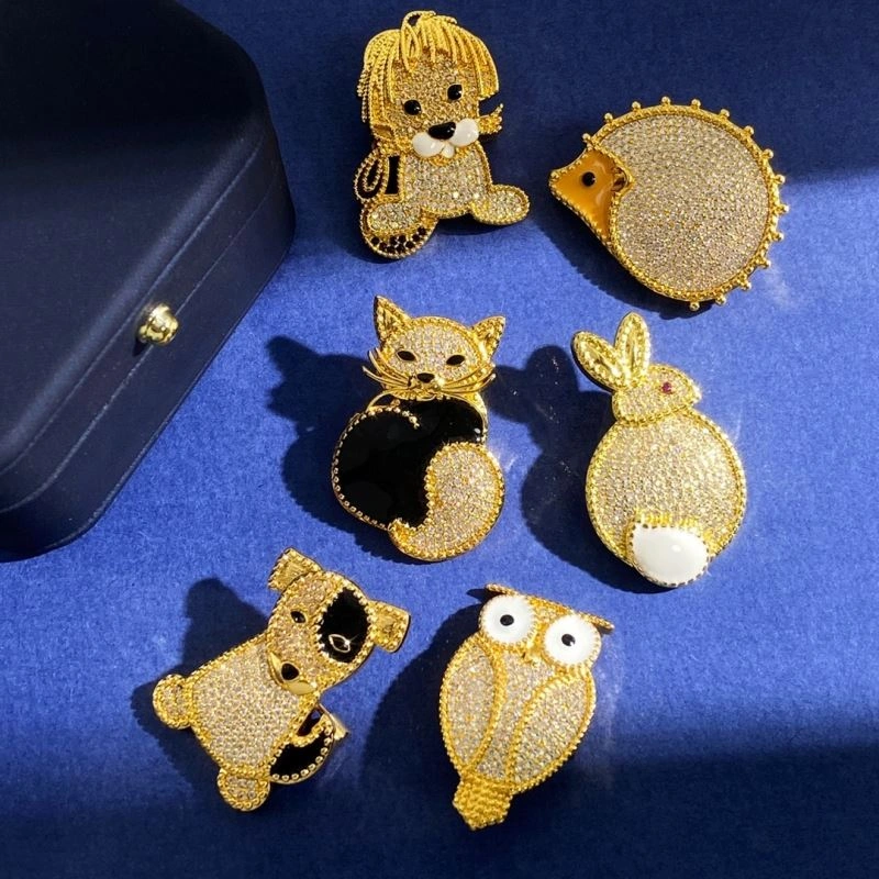 Vca Brooches