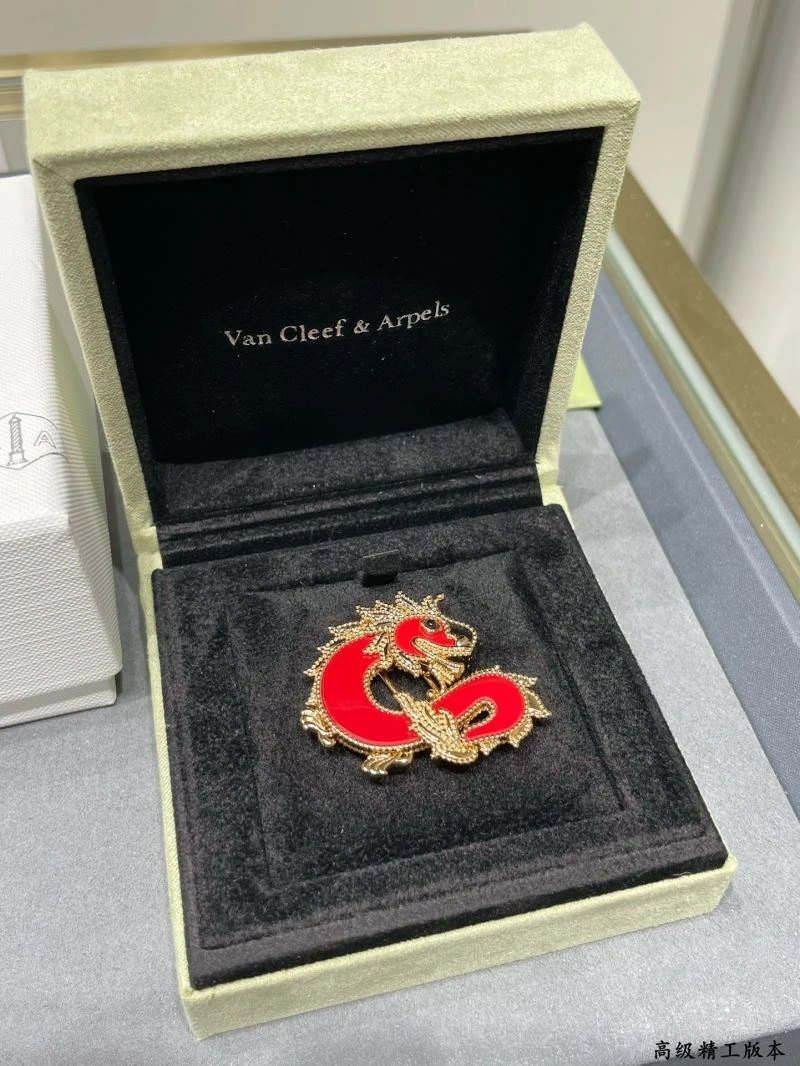 Precise copy Vca Brooches