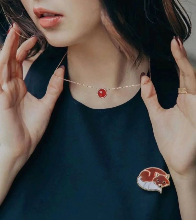 Vca Brooches