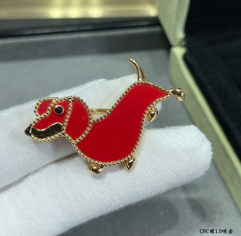 Brand-original Vca Brooches