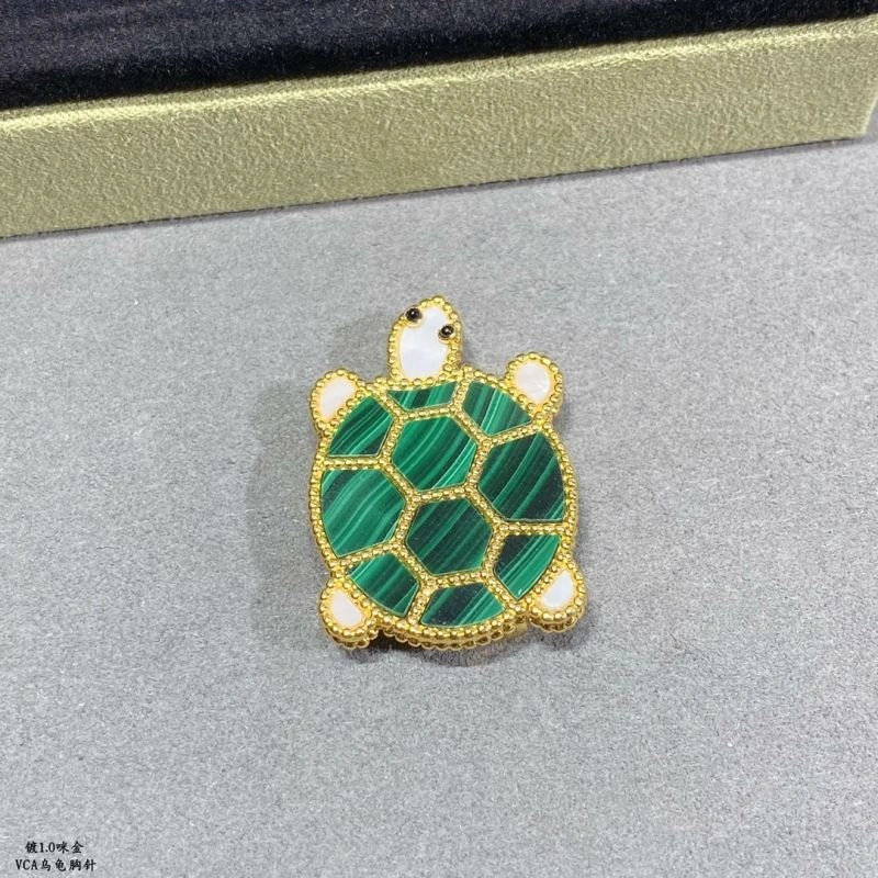 Mirror quality Vca Brooches