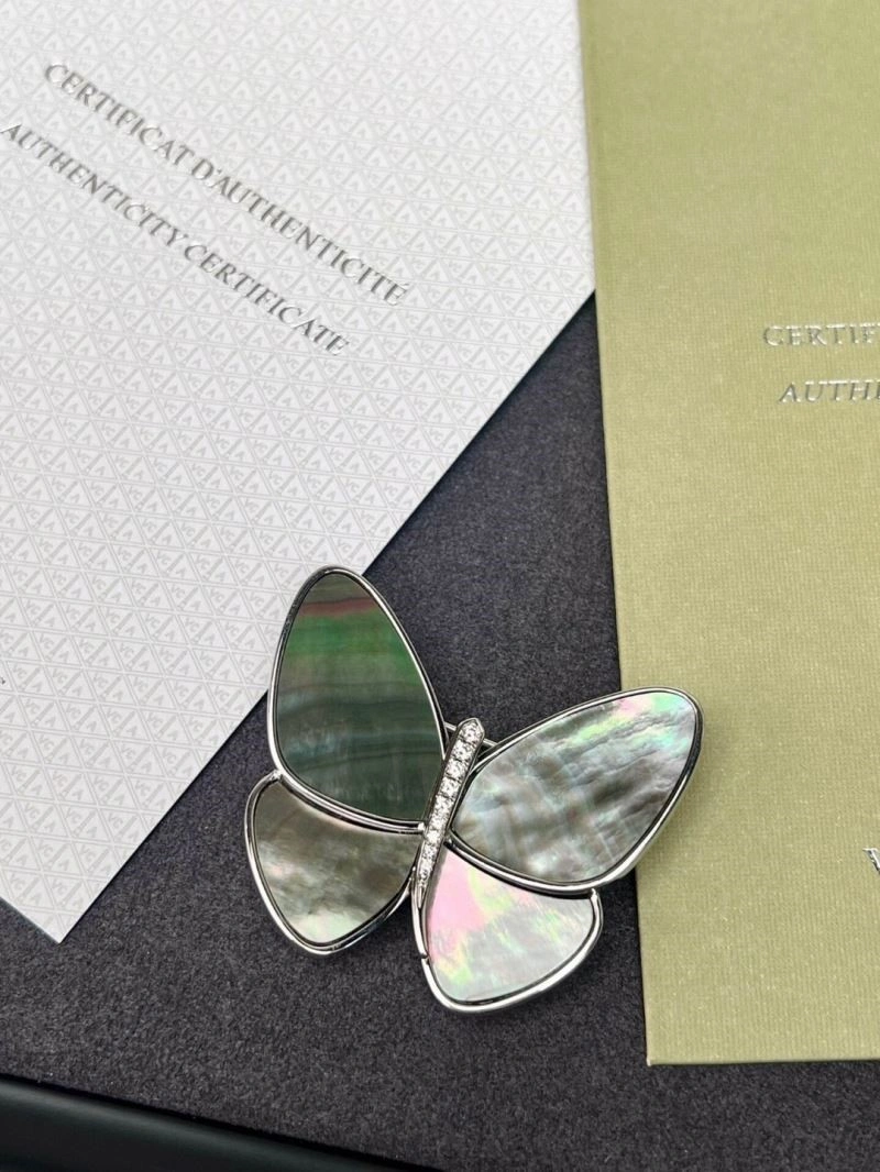 Inexpensive Vca Brooches