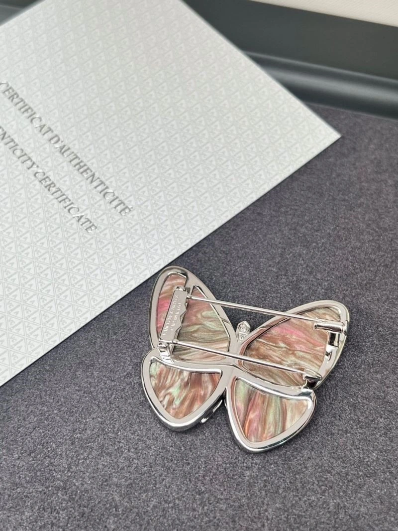 Inexpensive Vca Brooches