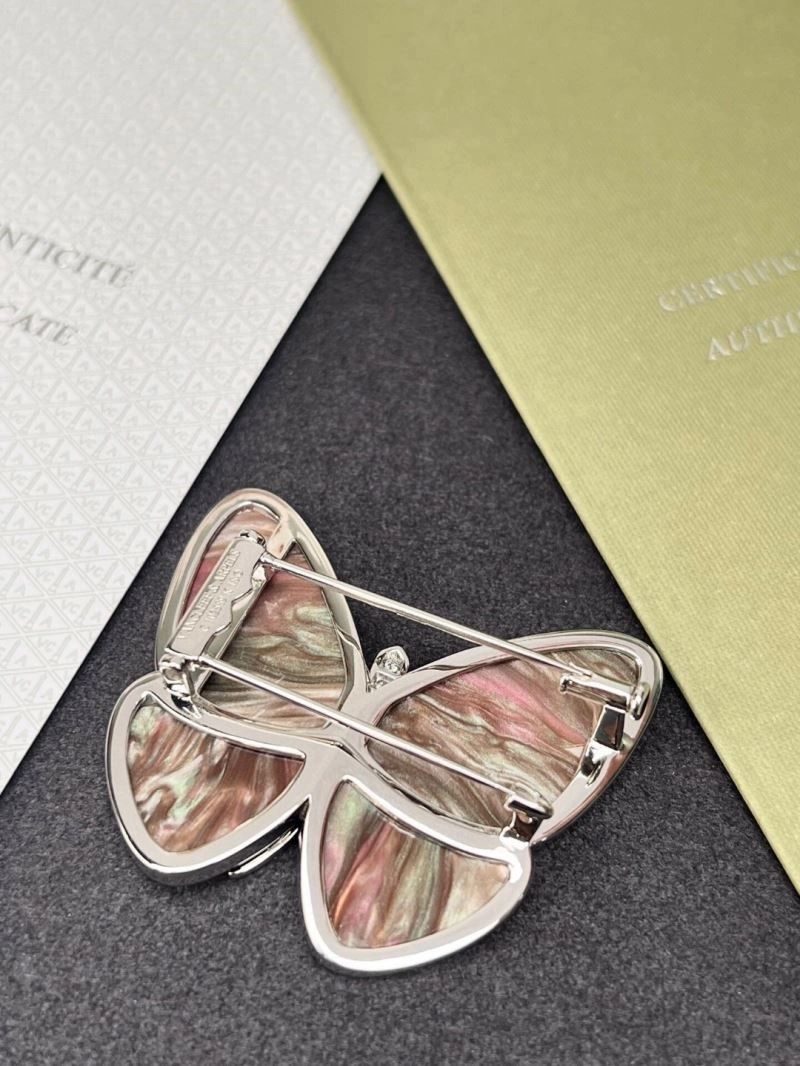Inexpensive Vca Brooches