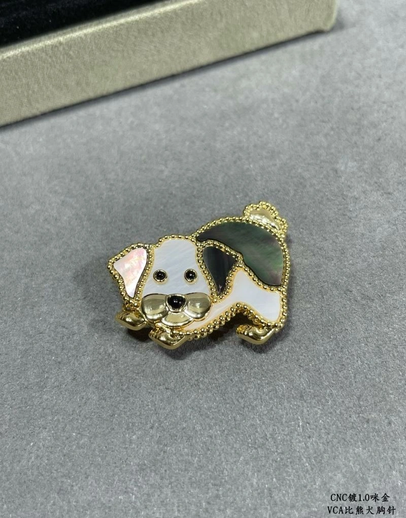 Brand-original Vca Brooches