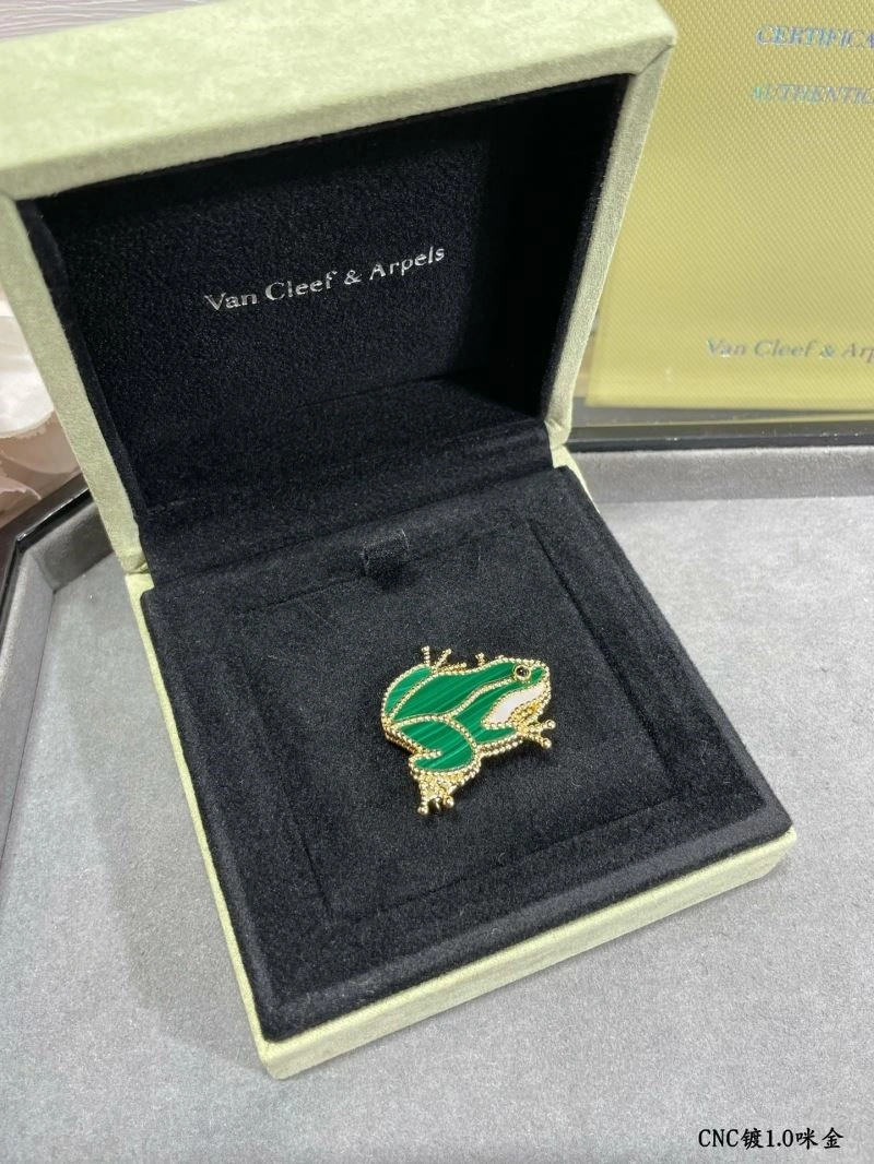 1:1 copy Vca Brooches