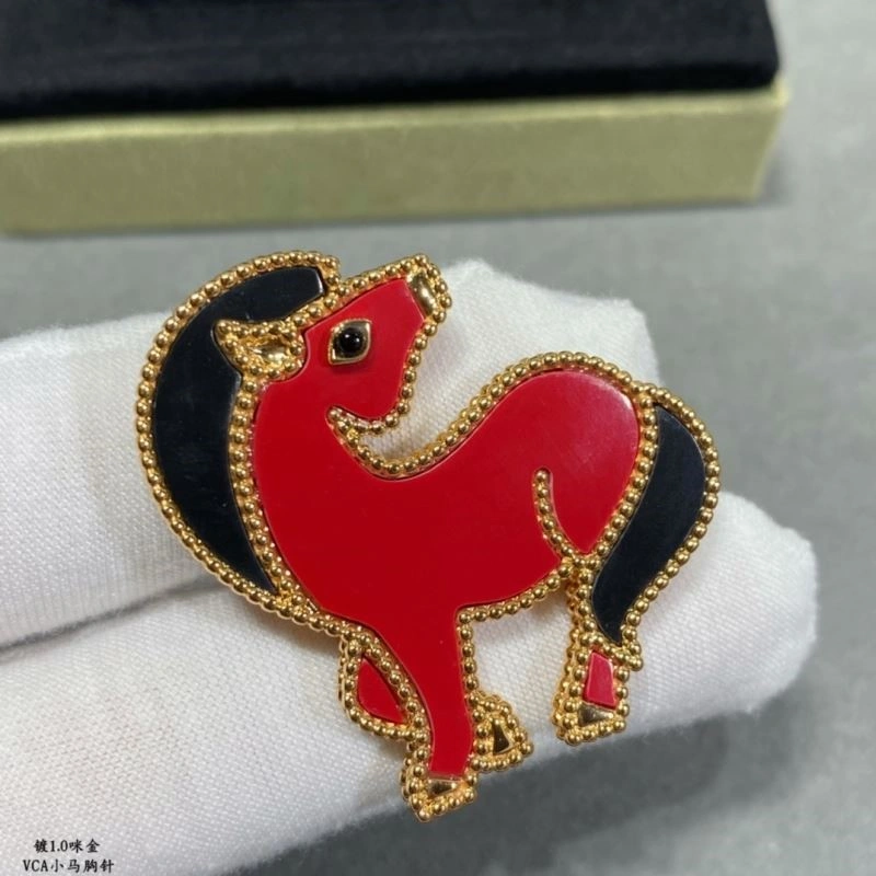 OEM Vca Brooches