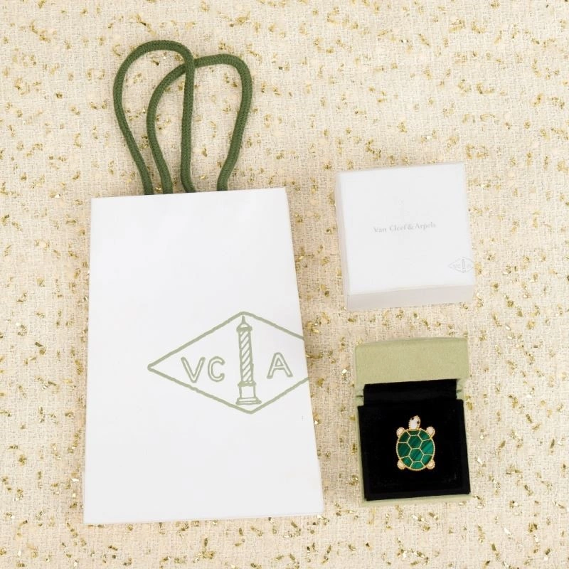 Real Vca Brooches