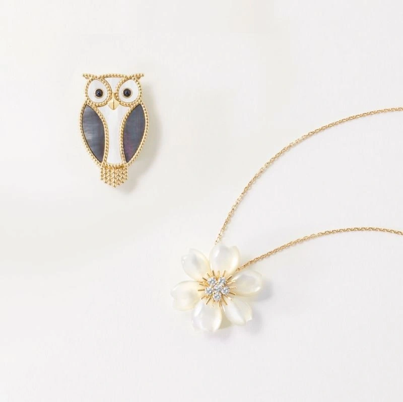 Real Vca Brooches