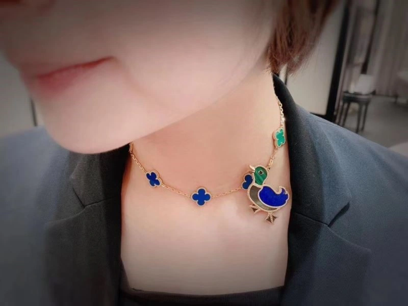 Real Vca Brooches