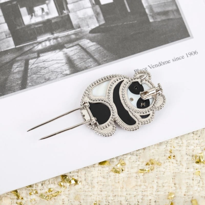 Brand-original Vca Brooches