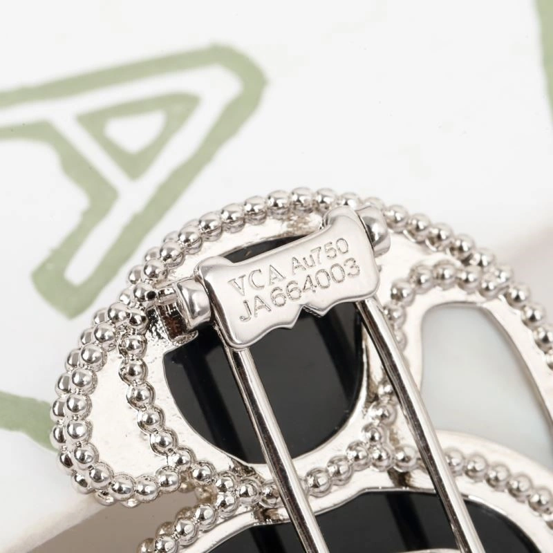 Brand-original Vca Brooches