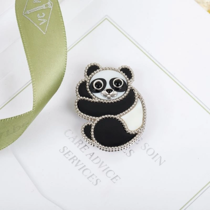 Brand-original Vca Brooches