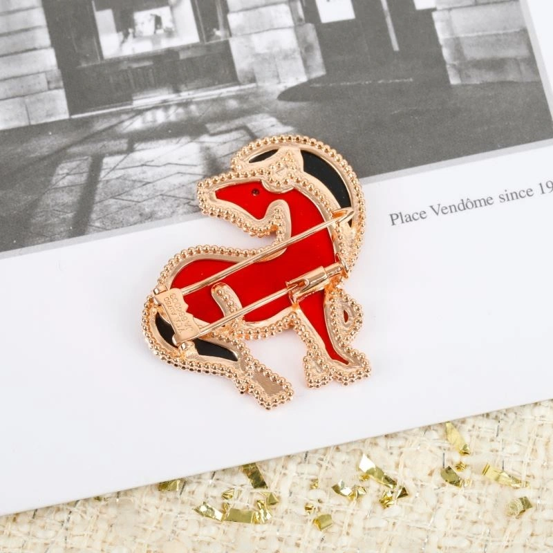 Factory-made Vca Brooches