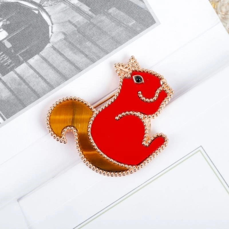 Bargain Vca Brooches