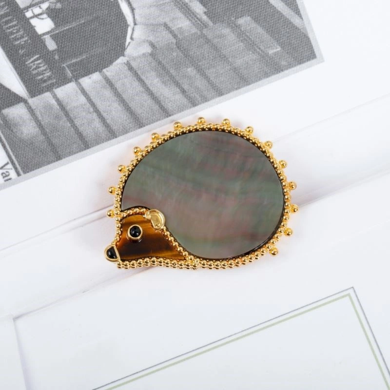 Bargain Vca Brooches