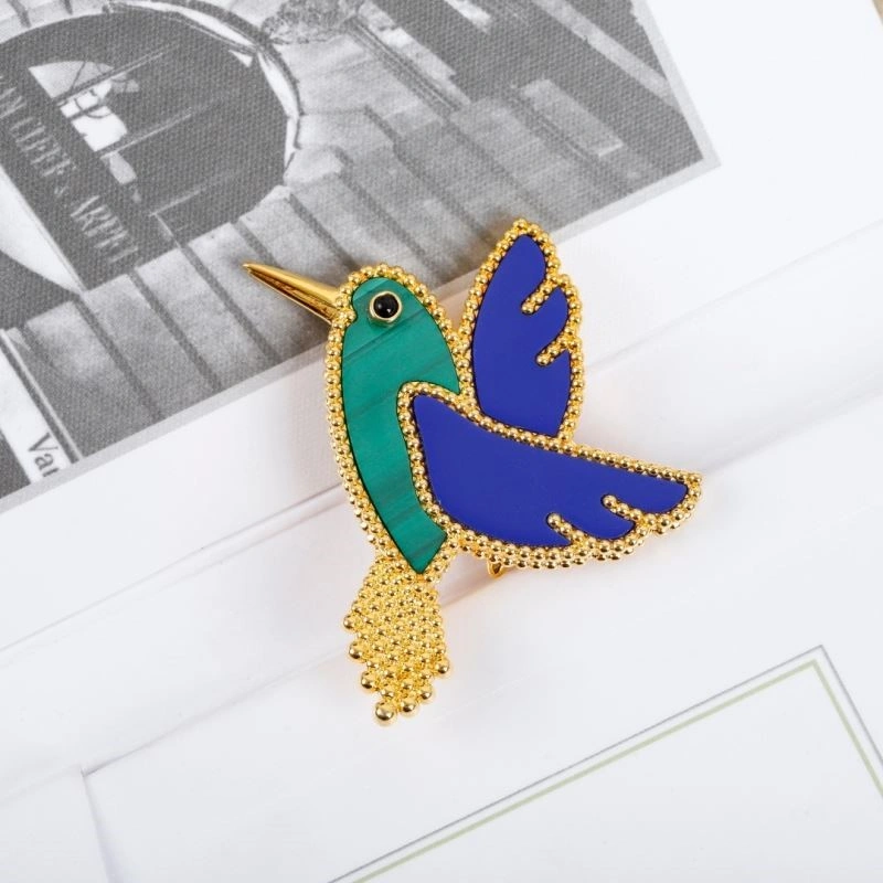 Bargain Vca Brooches