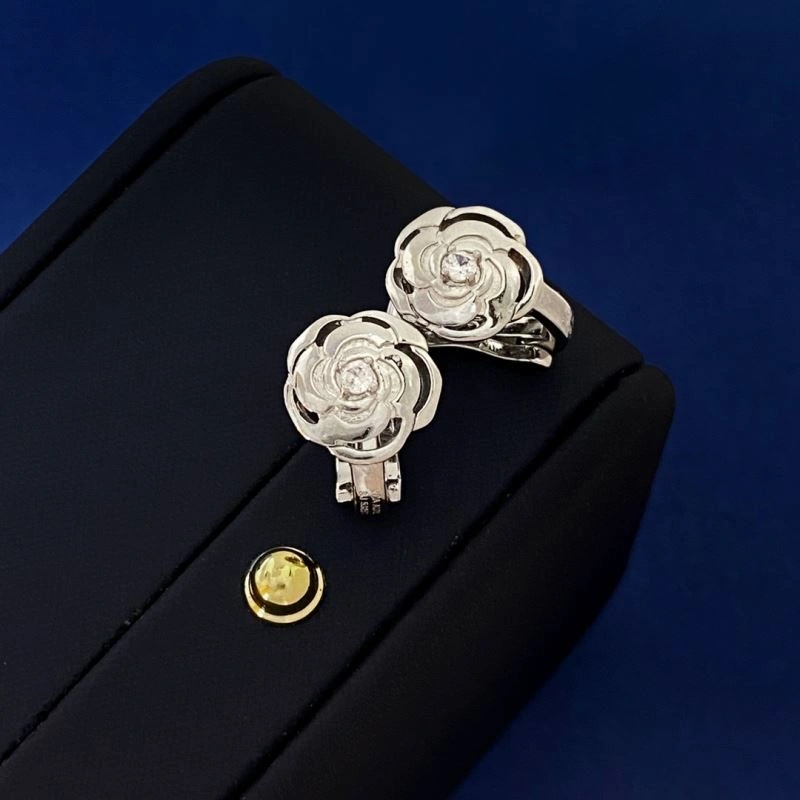 High accuracy Vca Earrings