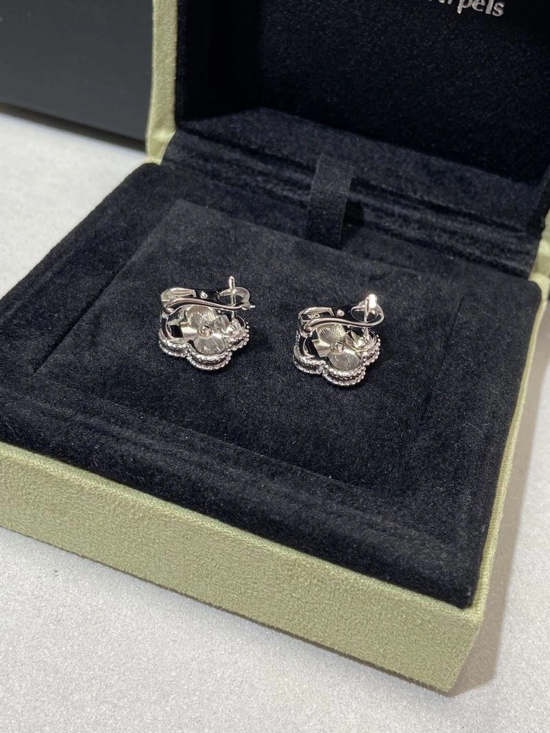 Factory-made Vca Earrings