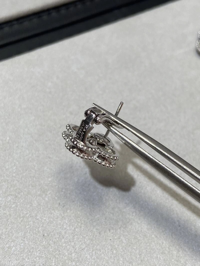 Factory-made Vca Earrings