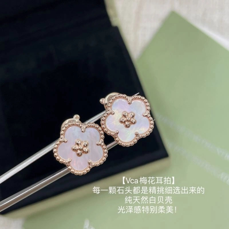 Legit Vca Earrings
