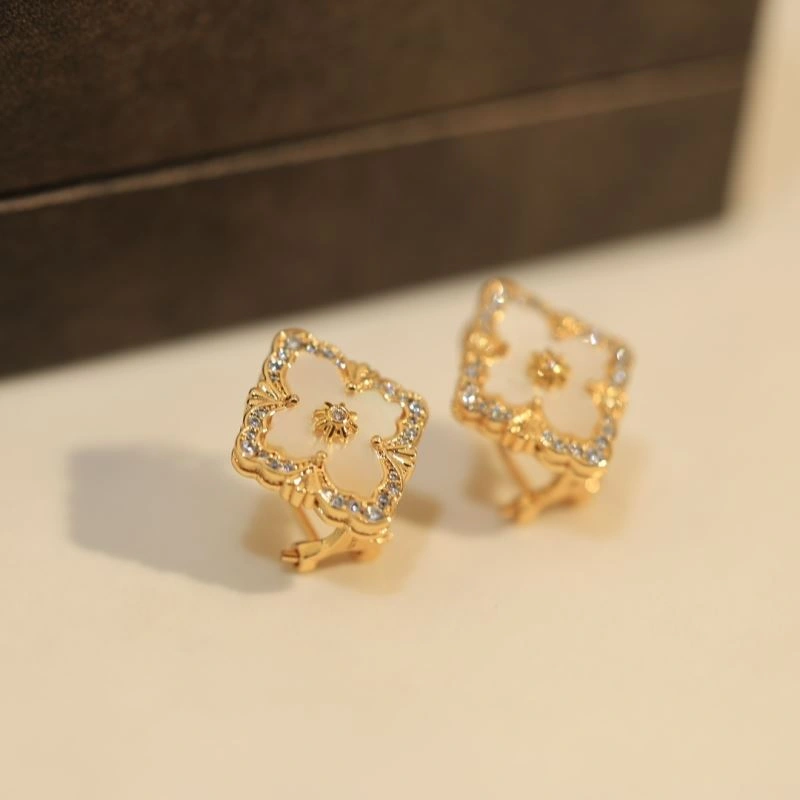 High accuracy Vca Earrings