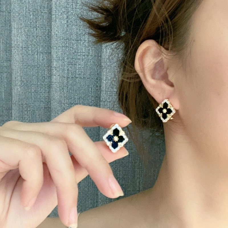 Inexpensive Vca Earrings