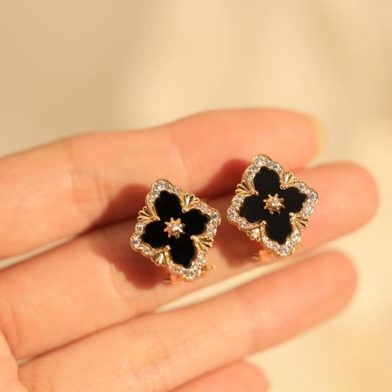 Inexpensive Vca Earrings