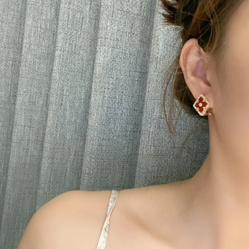 Reasonably priced Vca Earrings