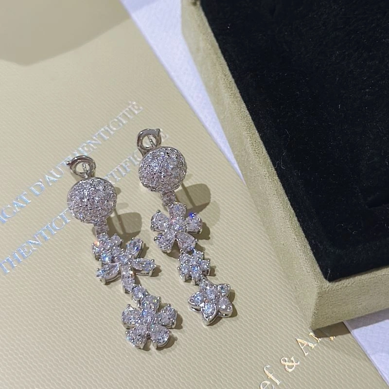Low-cost Vca Earrings