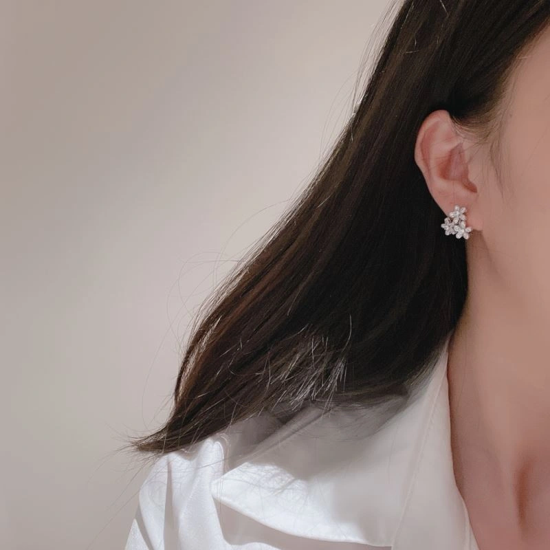 Affordable Vca Earrings